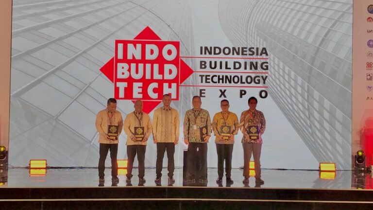 IndoBuildTech Expo 2025 Resmi Dibuka, Dorong Inovasi Bangunan Cerdas ...